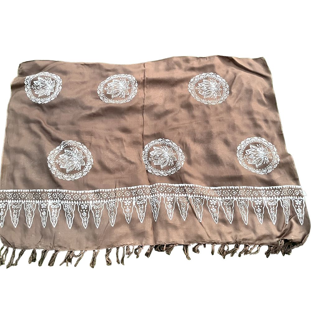 Batik Sarong, 180x120cm, Beige – Global 1st Retail